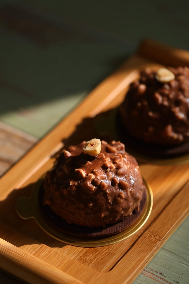 Review: Desserts and aromatic teas at Feranoz Patisserie and Cafe in ...