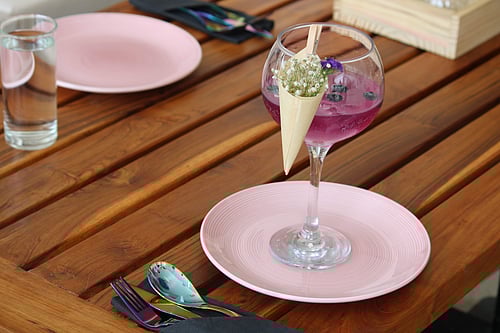 Exclusive preview: Oia, the newest pub in Bengaluru, opens its doors ...