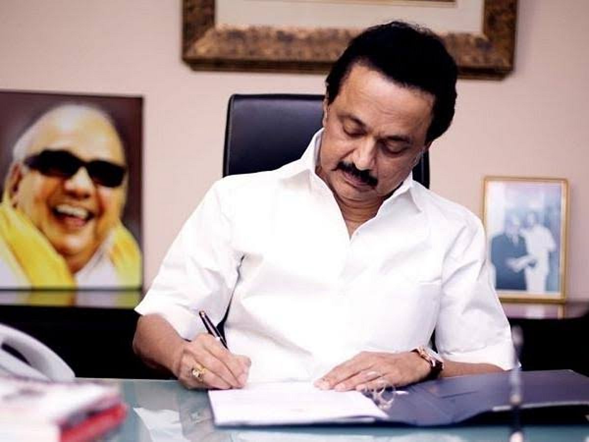 dmk chief mk stalin remebring ondiveeran on his memorial day