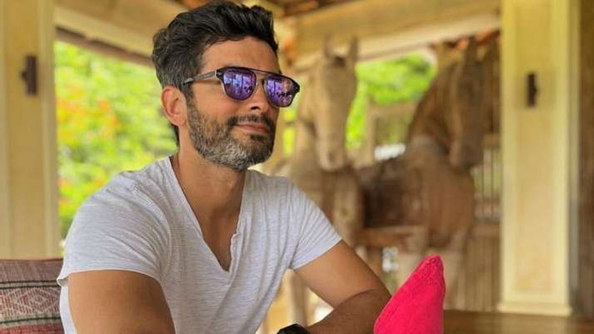 Kannada actor Dignath injures his neck while trying back flip airlifted ...