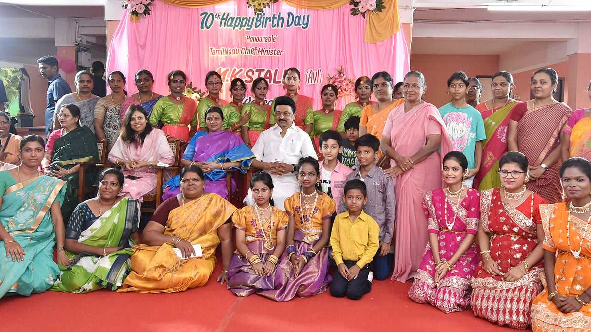 Chief Minister MK. Stalin celebrated his birthday with special school ...
