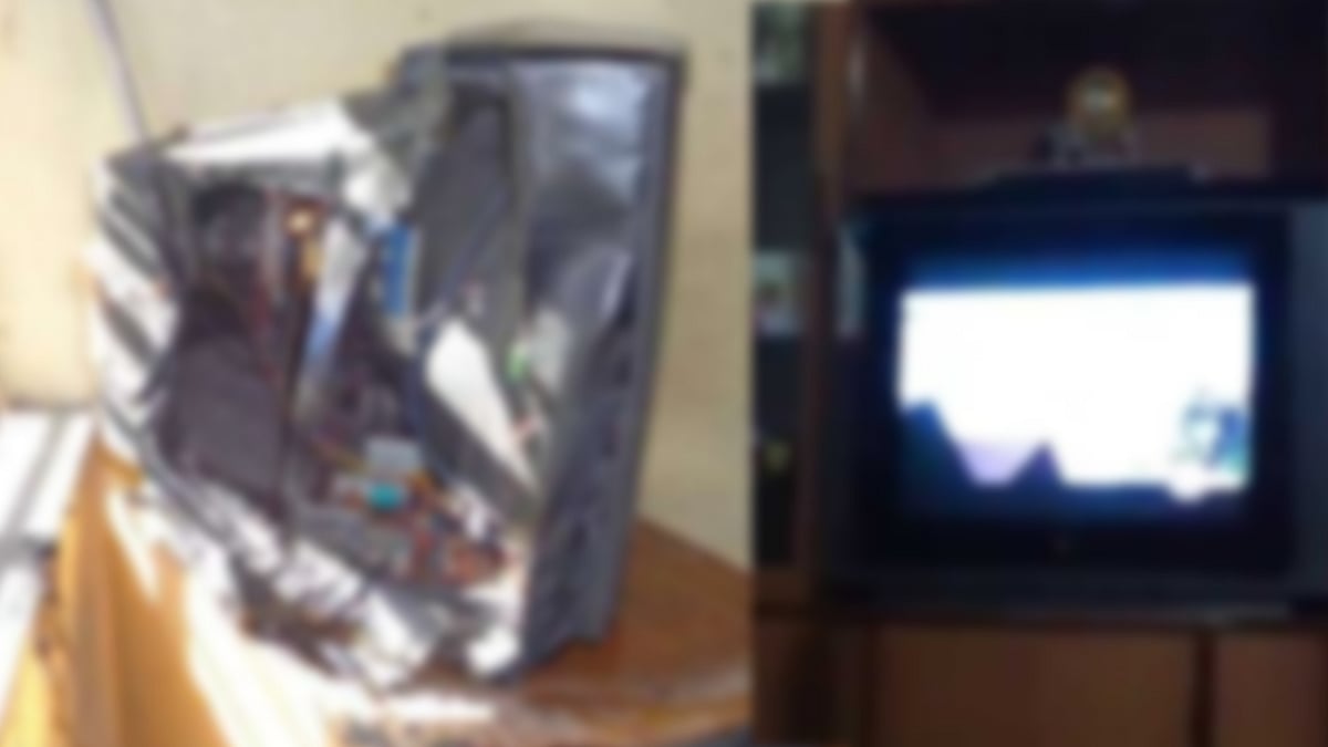 The house that was on fire suddenly exploded when the TV was running ...