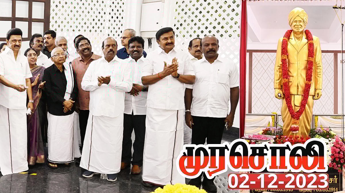 Murasoli editorial Mani Mandapam with statue of Ayothidasa Pandithar in ...