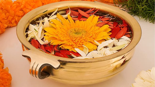 வீட்டில் உருளி வைக்கும் முறையை பற்றி தெரிந்து கொள்ளலாம் வாங்க! Do you ...