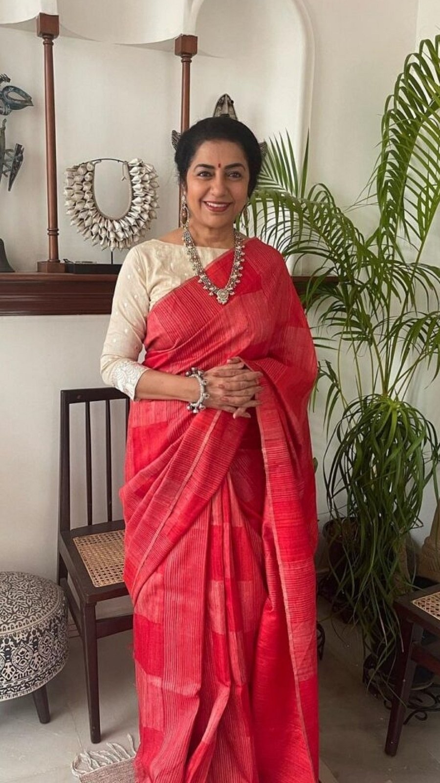 அழகும் ஆளுமையும் இணையும் இவரிடம்... HBD SUHASINI... | HBD Suhasini ...