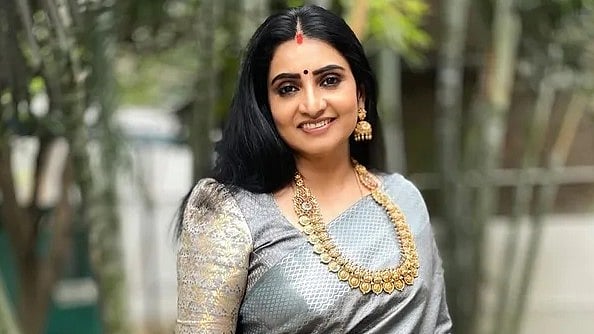 Pandiyan Store Serial Actress Sujitha New Serial Gowri