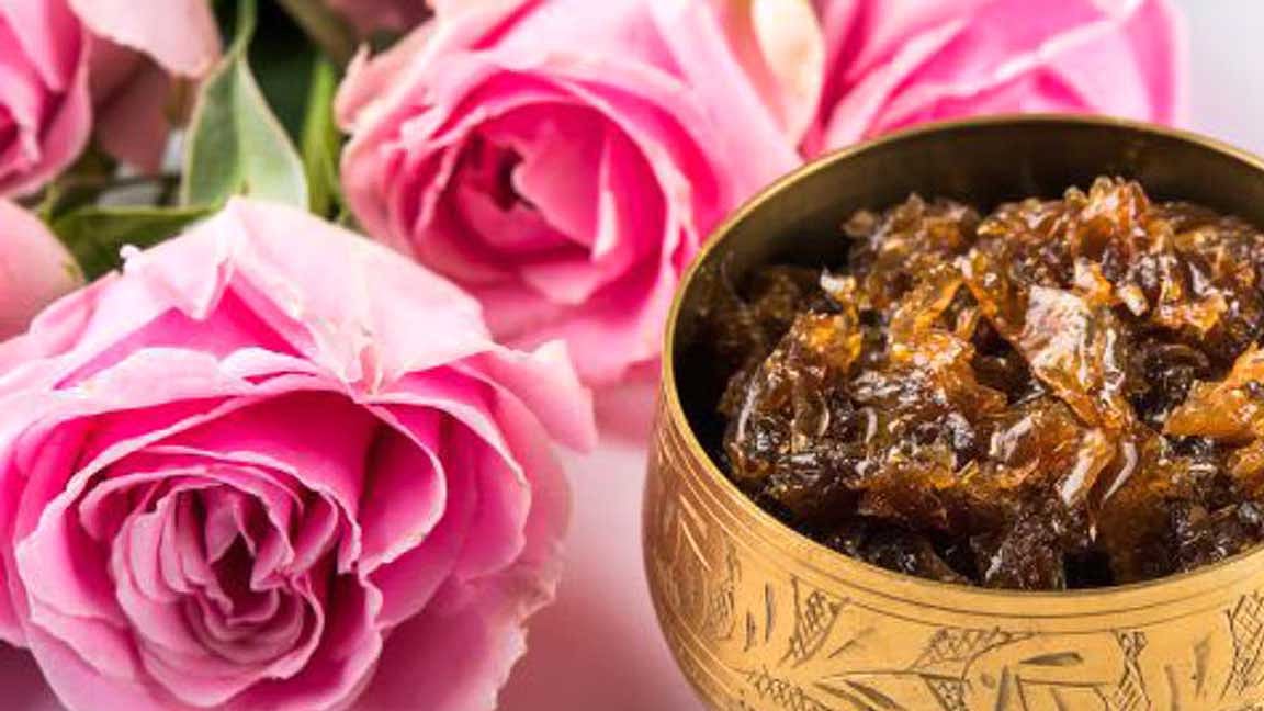 How to make delicious paneer roja kulkant at home?