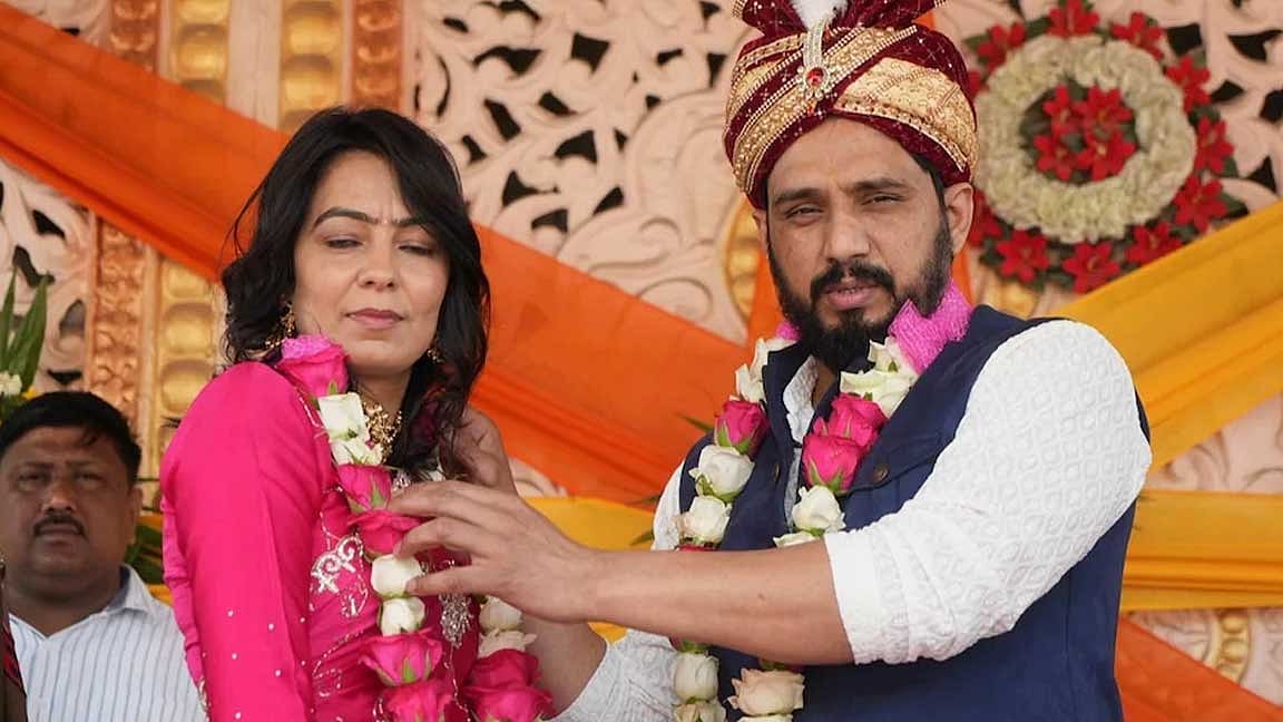 anuradha choudhary revolver rani