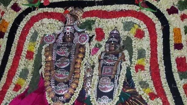 சிவபெருமான் அப்பருக்கு திருக்கைலாயக் காட்சியை திருவையாற்றில் கொடுத்தக் ...