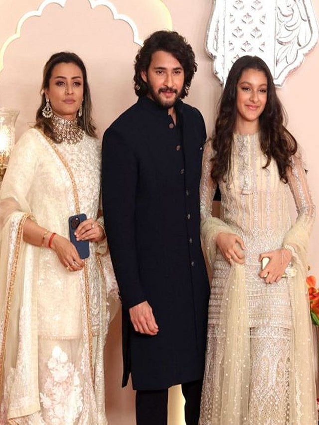 ಅನಂತ್-ರಾಧಿಕಾ ಮದುವೆ ಸಂಭ್ರಮ; ಸೆಲೆಬ್ರಿಟಿಗಳು, ಕ್ರಿಕೆಟಿಗರು ಭಾಗಿ