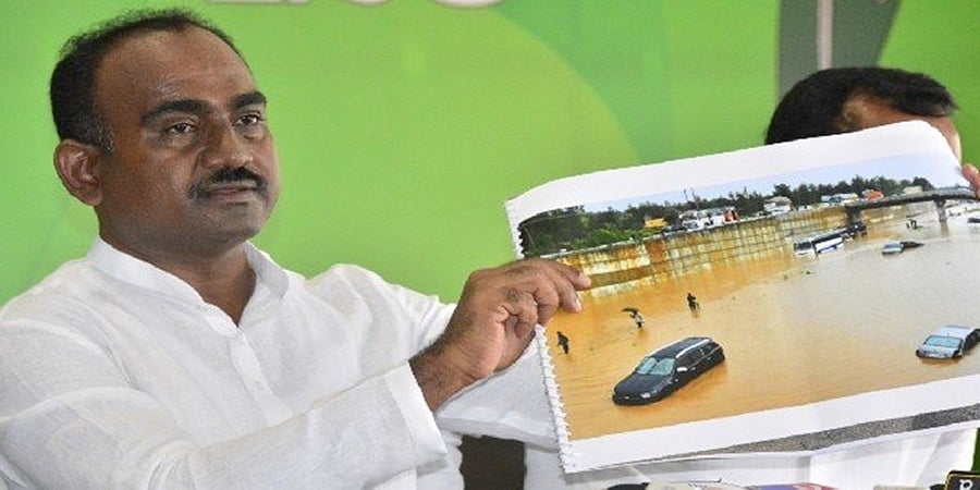 ಬೆಂಗಳೂರು-ಮೈಸೂರು ಎಕ್ಸ್ ಪ್ರೆಸ್ ವೇ ಕಾಮಗಾರಿಯಲ್ಲಿ ಹಗರಣ ಆರೋಪ: ಸಿಬಿಐ ತನಿಖೆಗೆ ...