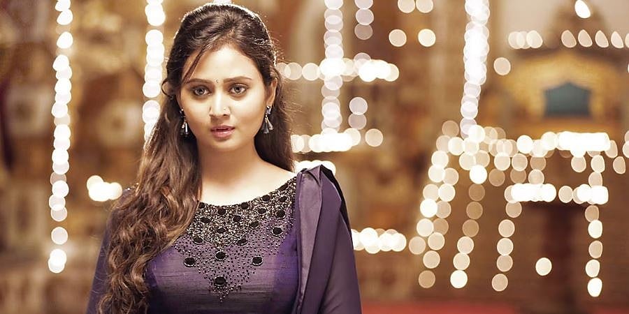 ಏಳು ವರ್ಷಗಳ ನಂತರ 'ಚೆಲುವಿನ ಚಿತ್ತಾರ' ಬೆಡಗಿ ಕಮ್ ಬ್ಯಾಕ್: ಪ್ರಜ್ವಲ್ ದೇವರಾಜ್ ...