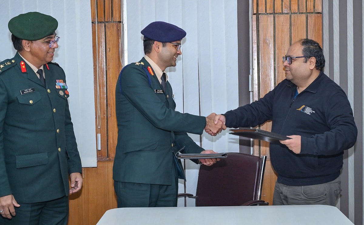 IIT Kanpur and Lucknow Cantonment Board Join Forces for Carbon-Neutral ...