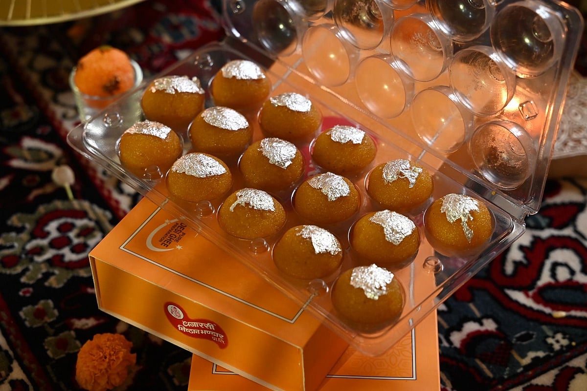 Experience the Authentic Taste of Banarasi Misthan Bhandar's Legendary ...