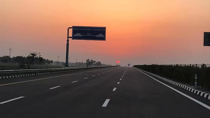 India's 1st Smart Highway: Lucknow-Kanpur Expressway Uses AIMGC Technology