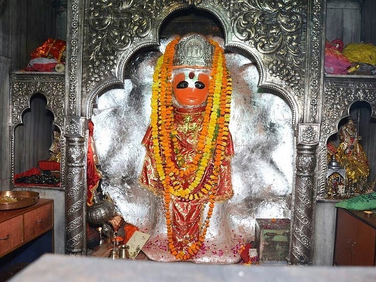 Discover Panki Hanuman Mandir: Kanpur's Spiritual Gem