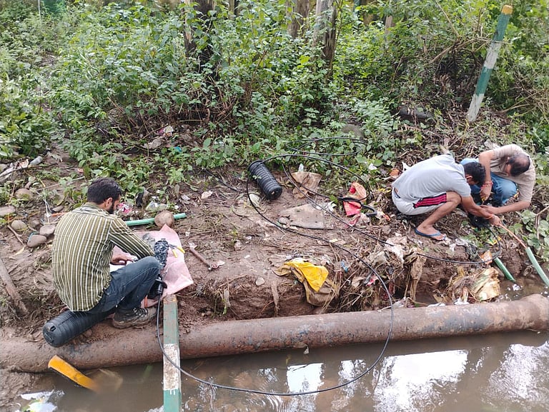 Kashmir's Communication Crisis: Network Failures in Emergencies