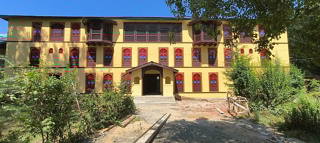 Meeras Mahal: A Journey Through Kashmir’s Timeless Heritage