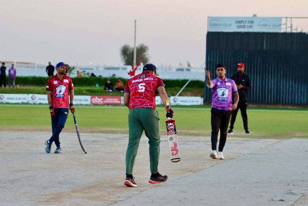 Cricket Across Borders: ‘Under The Shade of Chinar’, Gentleman's Game ...