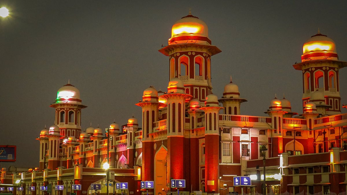 Lucknow News | Charbagh Station's modernisation picks pace; new ...