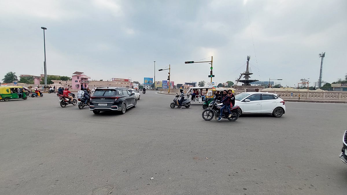 Lucknow Weather | City records drop in nighttime temp; windy conditions ...