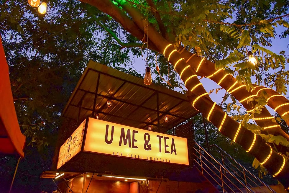 Head out to U Me & Tea in Lucknow to enjoy good food with positiviTEA
