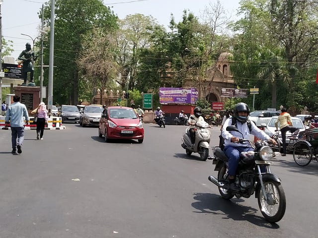 PWD to initiate road widening, safety & beautification project in Lucknow