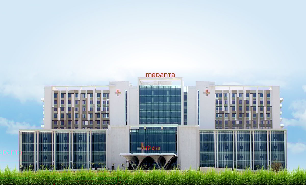 Struggling with thyroidal problems? Read what Dr. Vivekanand Singh has to say about the treatment