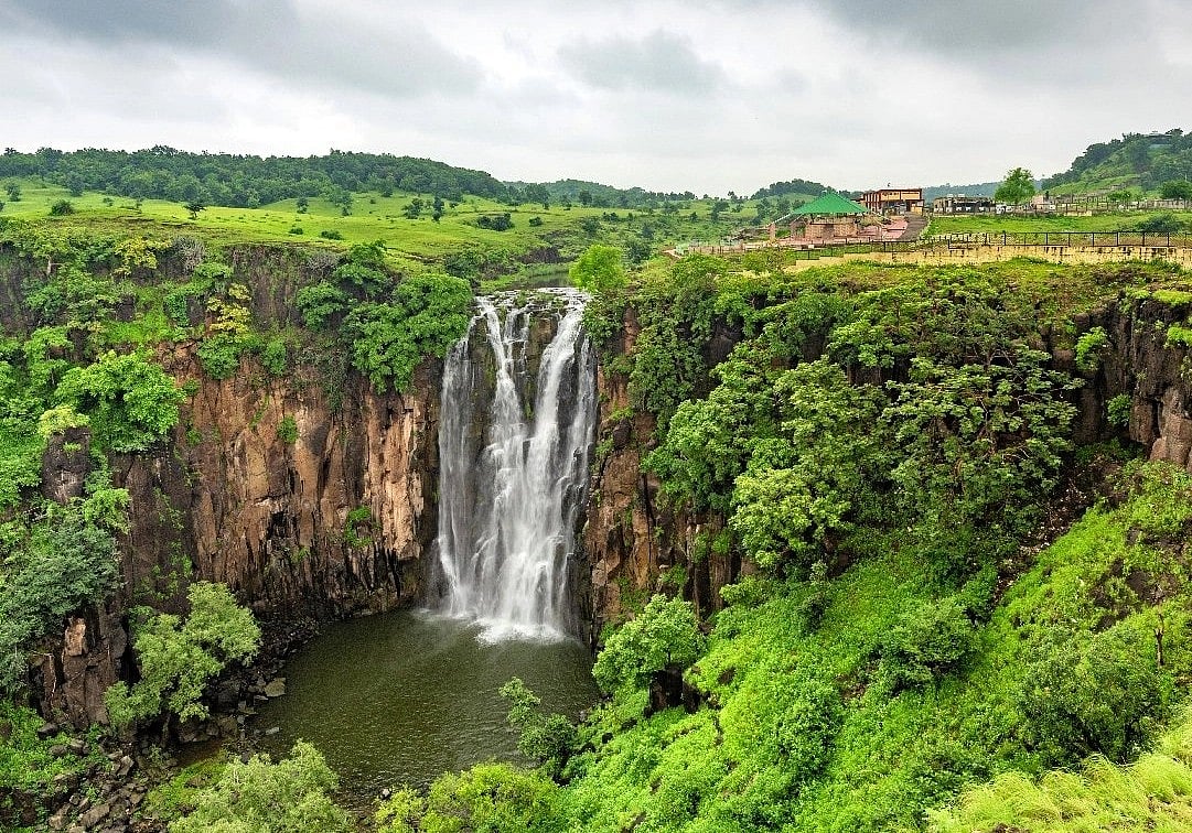 Of serene getaways: Bookmark these 5 waterfalls near Indore for a short ...