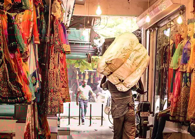 A stroll through the vibrant local markets of Ahmedabad