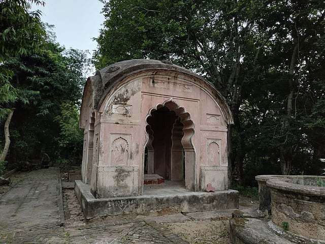 Hidden Gems of Ahmedabad: Exploring the Dutch Tombs near Kankaria Lake