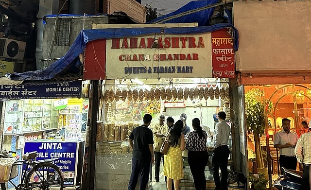 Come over to Bandra's 78-YO Maharashtra Chana Bhandar, for the love of ...
