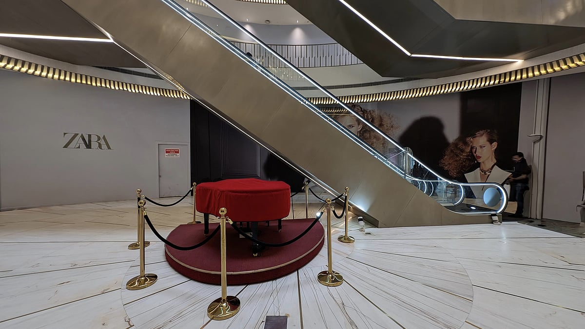 In an exciting news for fashion mongers, ZARA is all set to arrive in Ahmedabad this month!