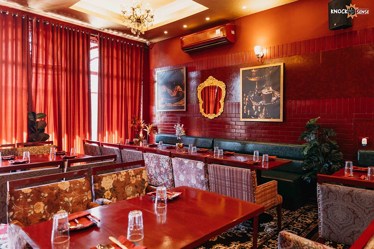 This Valentine's Day, Remix your dining plans & head to THIS posh, red-hued restaurant in Lucknow