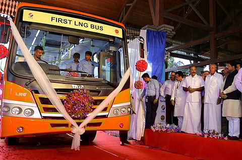 India's first LNG fuel-powered bus launched in Maharashtra