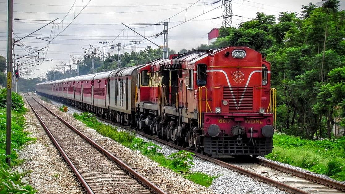 WR extends trips of 5 Superfast Trains, including Bandra to Virangana Lakshmibai & more