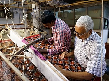 Just 128 km from Ahmedabad, THIS is the home of Gujarat’s iconic Patan ...