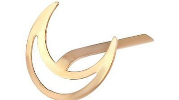 Maharashtra's Chandrakor Bindi: A symbol of elegance, adorned by royals ...