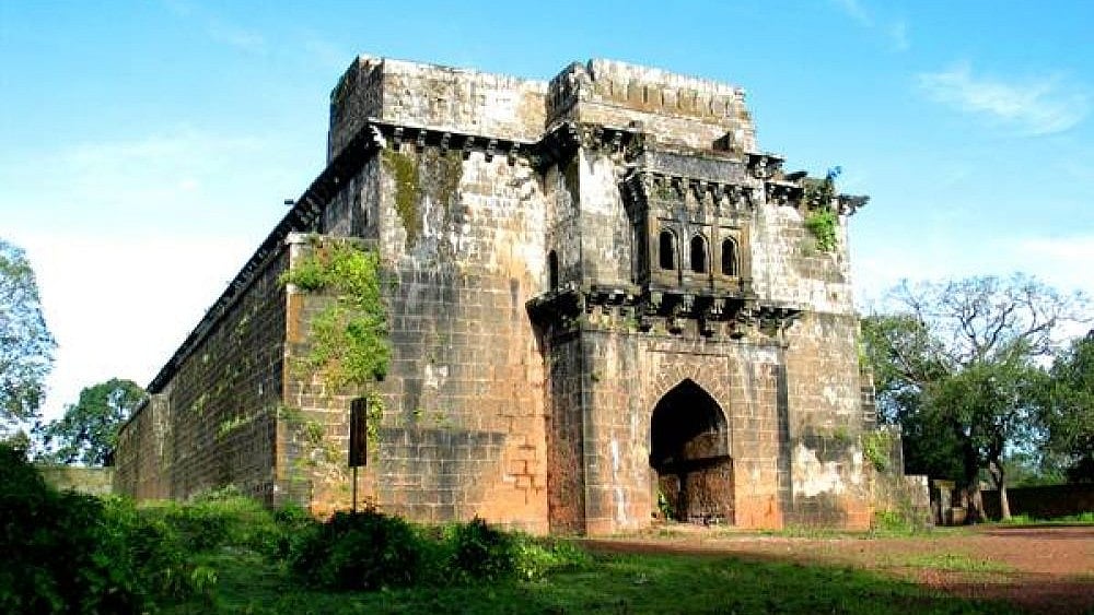 Weekend getaways from Mumbai, visit Panhala Fort