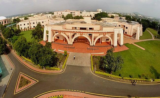 IIM Indore to roll out application forms for 5-year integrated program ...