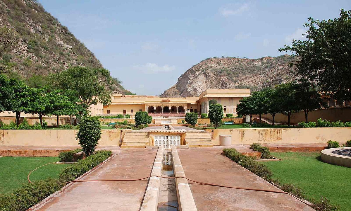 Nestled amid Aravallis, Jaipur's Vidyadhar Garden has a historical ...