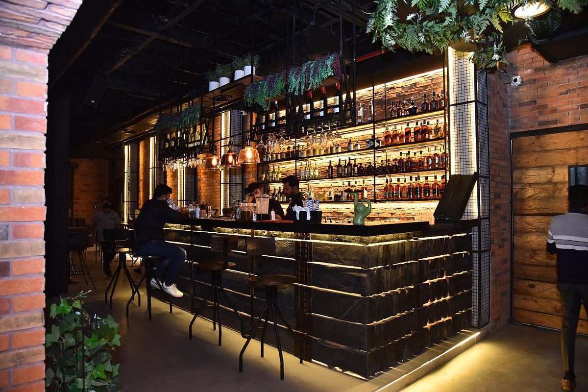 Donning a brand new vibe, Eos Bar & Bistro is now open & serving in ...