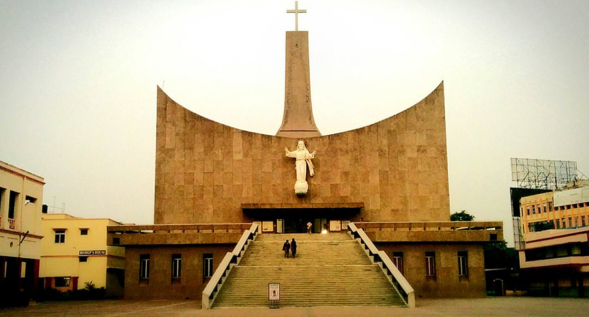 Top 5 Must-Visit Churches in Lucknow for a Merry Christmas