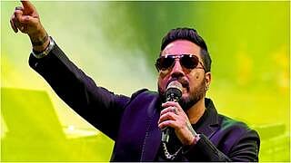 Mika Singh to Perform at Ekana Stadium Before IPL 2025 Clash Between ...