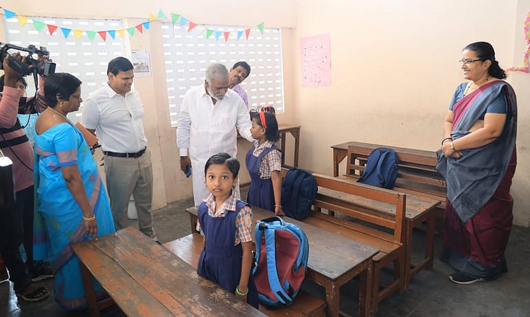 கீழ்ப்பாக்கம் ஏகாம்பரநாதர் பள்ளியில் 42 வகுப்பு அறைகள் கட்டப்படும் ...