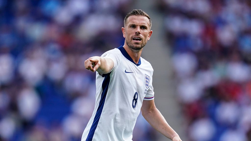 Jordan Henderson reacts as Sunderland transfer news announced today