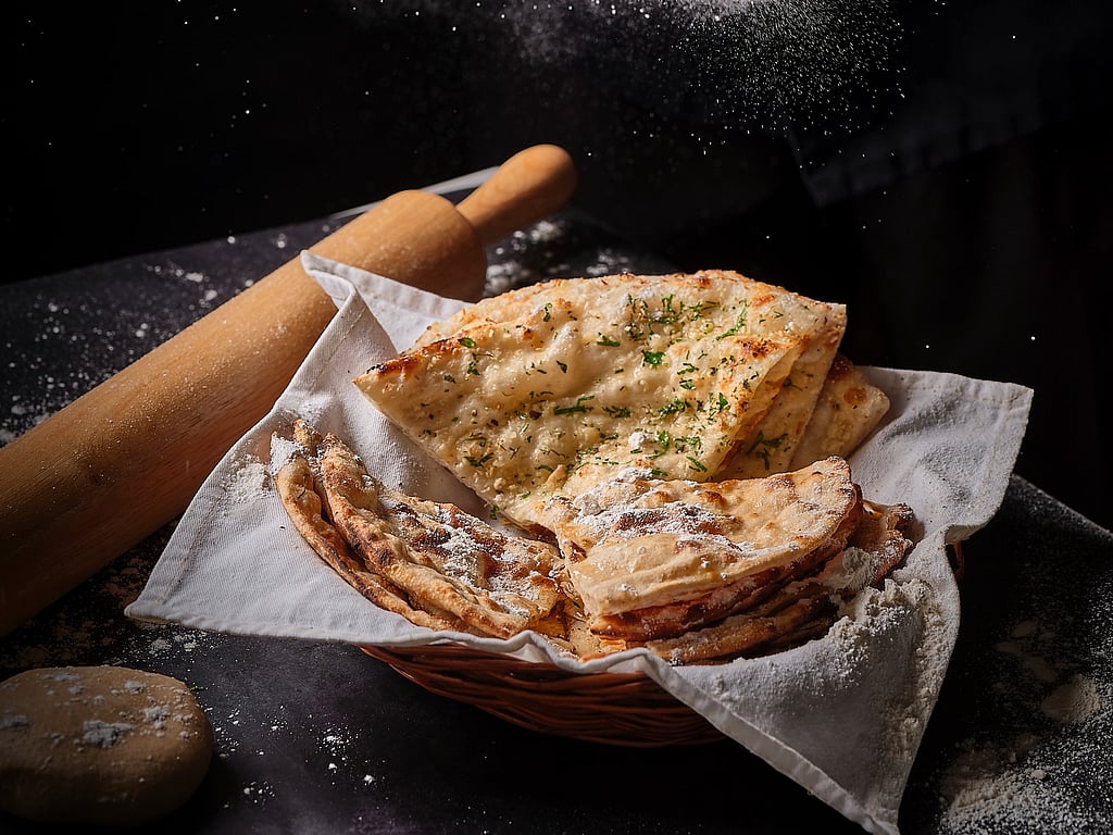 Where to Eat Indian Bread and Naan in Bangkok