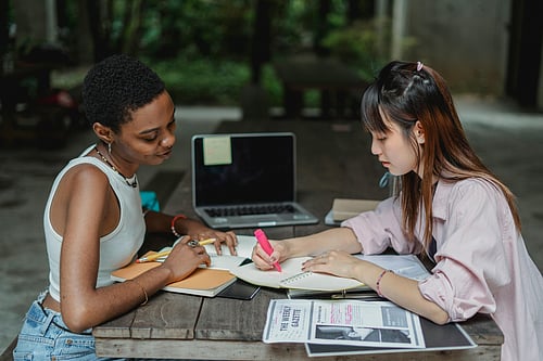 The Key Benefits of Online Learning for Teenagers