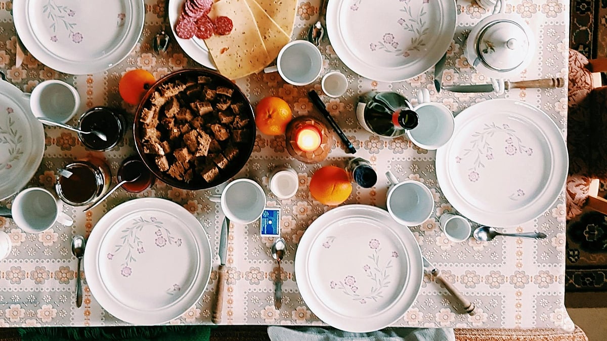 Managing Food Allergies and Dietary Restrictions During the Holidays