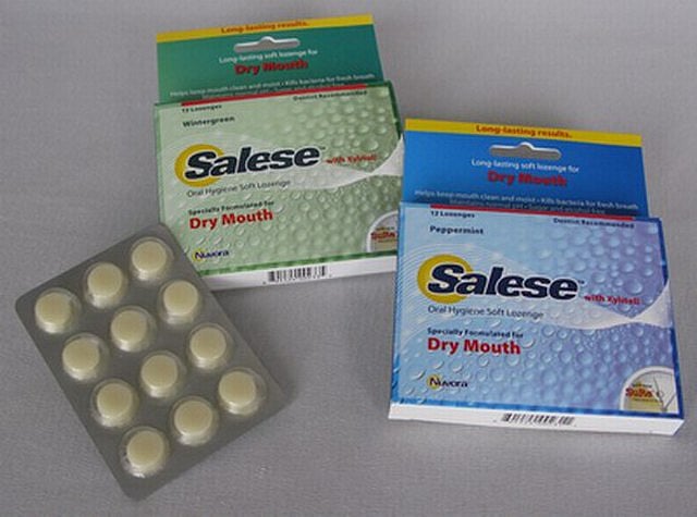 Xerostomia : Dry Mouth- Causes, Symptoms And Treatment